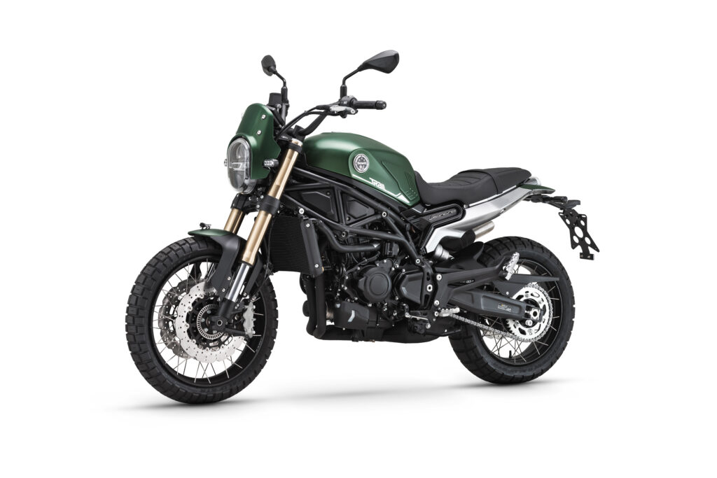 SUPERLIGHT 125 CHROME – benelli